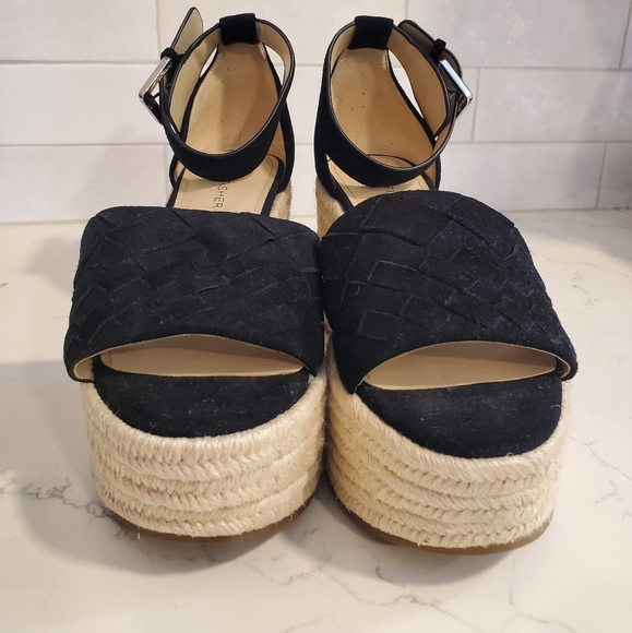 Marc Fisher | Shoes | Marc Fisher Varin Espadrille Wedge Size 8 | Poshmark